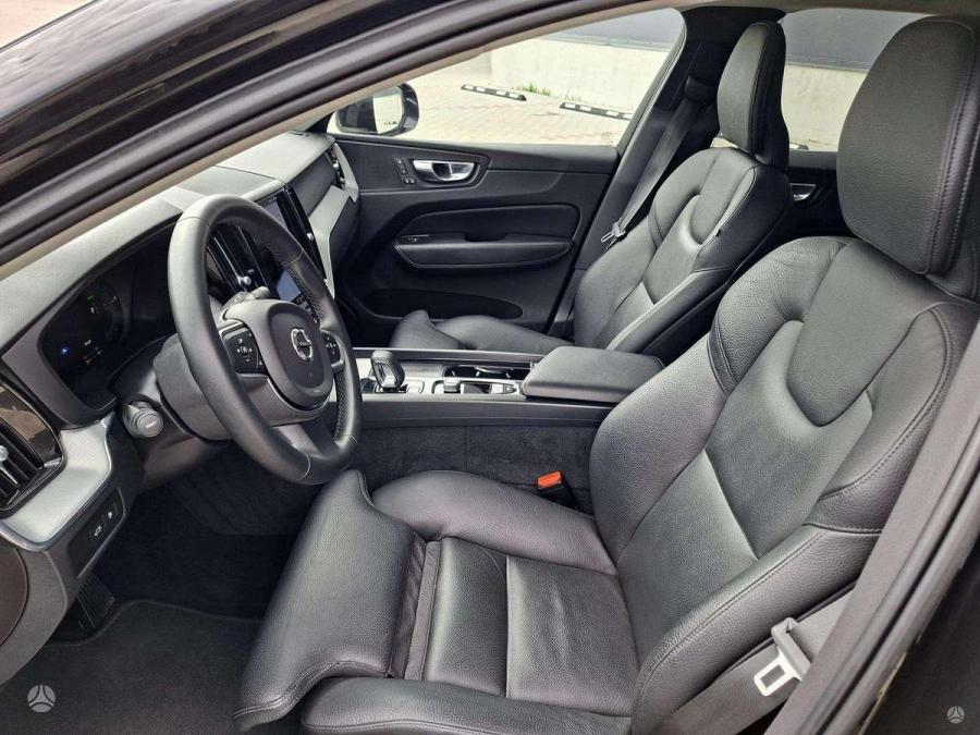 Melns Volvo XC60 2022 Šauļi, ar dzinēja tilpumu 1.97 L un nobraukumu 164 tūkst. km par 30950 €, foto 23 vietnē AUTOMOTO.COM.LV