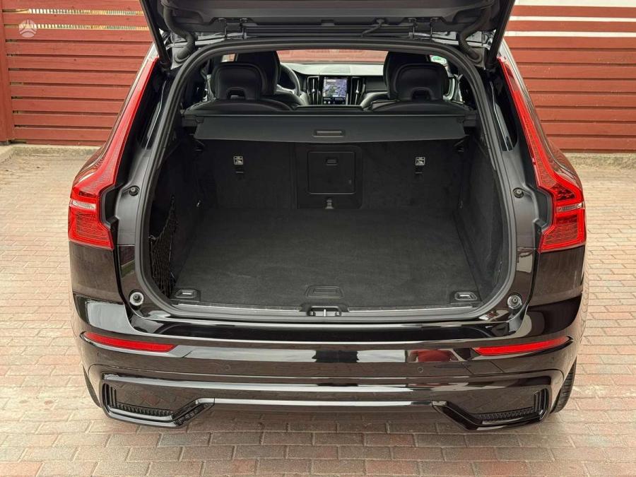 Melns Volvo XC60 2022 Šauļi, ar dzinēja tilpumu 1.97 L un nobraukumu 186 tūkst. km par 28190 €, foto 27 vietnē AUTOMOTO.COM.LV