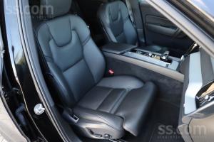 Black Volvo XC60 2022 in Tukums, with an engine capacity of 2.00 L and mileage of 85 thousand km for 29000 €, photo 9 on AUTOMOTO.COM.LV