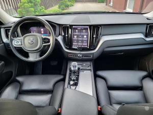 Black Volvo XC60 2022 in Siauliai, with an engine capacity of 2.00 L and mileage of 219 thousand km for 26500 €, photo 9 on AUTOMOTO.COM.LV