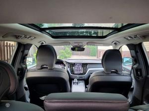 Black Volvo XC60 2022 in Siauliai, with an engine capacity of 2.00 L and mileage of 219 thousand km for 26500 €, photo 24 on AUTOMOTO.COM.LV