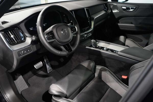Melns Volvo XC60 2022 Viļņa, ar dzinēja tilpumu 1.97 L un nobraukumu 111 tūkst. km par 38900 €, foto 9 vietnē AUTOMOTO.COM.LV