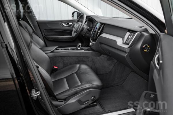 Volvo XC60 2022 in Ogre on AUTOMOTO.COM.LV Black Volvo XC60 2022 in Ogre, with an engine capacity of 2.00 L and mileage of 171 thousand km for 26500 β¬, photo 8 on AUTOMOTO.COM.LV
