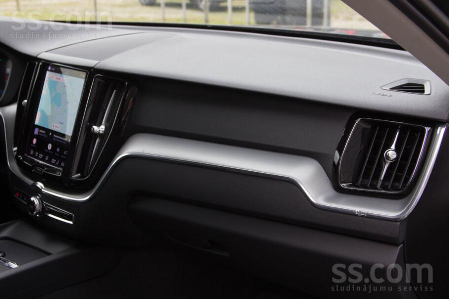 Black Volvo XC60 2022 in Tukums, with an engine capacity of 2.00 L and mileage of 223 thousand km for 22900 €, photo 31 on AUTOMOTO.COM.LV