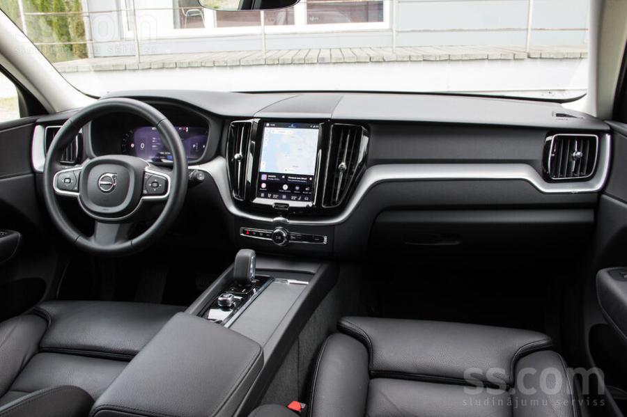 Black Volvo XC60 2022 in Tukums, with an engine capacity of 2.00 L and mileage of 223 thousand km for 22900 €, photo 16 on AUTOMOTO.COM.LV