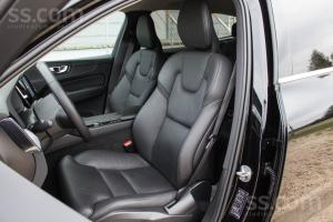 Black Volvo XC60 2022 in Tukums, with an engine capacity of 2.00 L and mileage of 223 thousand km for 22900 €, photo 20 on AUTOMOTO.COM.LV