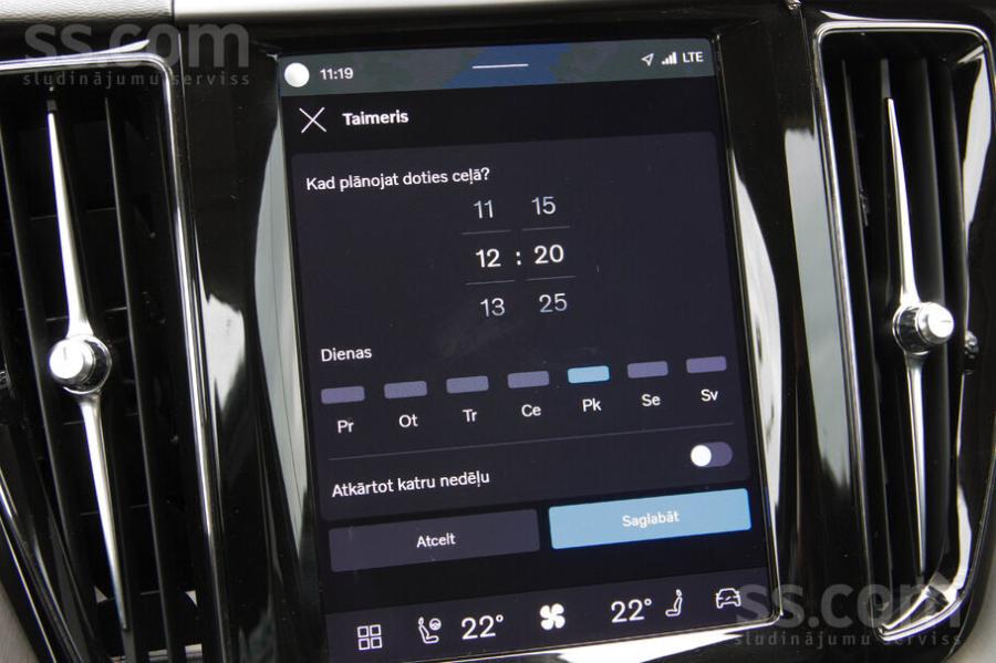 Black Volvo XC60 2022 in Tukums, with an engine capacity of 2.00 L and mileage of 223 thousand km for 22900 €, photo 47 on AUTOMOTO.COM.LV