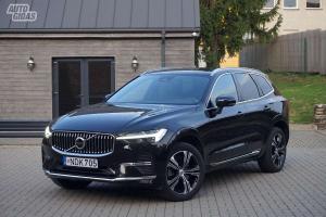 Black Volvo XC60 2023 in Kedainiai, with an engine capacity of 2.00 L and mileage of 29 thousand km for 39850 €, photo 1 on AUTOMOTO.COM.LV