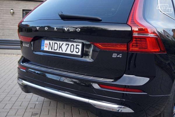 Black Volvo XC60 2023 in Kedainiai, with an engine capacity of 2.00 L and mileage of 29 thousand km for 39850 €, photo 10 on AUTOMOTO.COM.LV