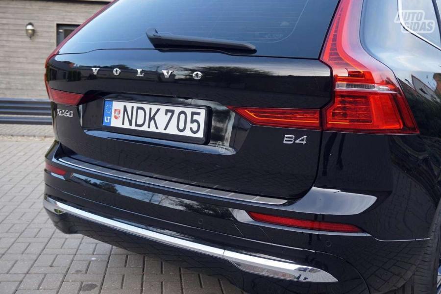 Black Volvo XC60 2023 in Kedainiai, with an engine capacity of 2.00 L and mileage of 29 thousand km for 39850 €, photo 11 on AUTOMOTO.COM.LV