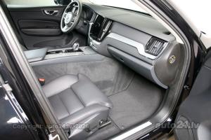 Melns Volvo XC60 2023 Tallina, ar dzinēja tilpumu 2.00 L un nobraukumu 77 tūkst. km par 44990 €, foto 10 vietnē AUTOMOTO.COM.LV