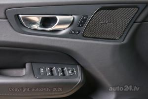 Melns Volvo XC60 2023 Tallina, ar dzinēja tilpumu 2.00 L un nobraukumu 77 tūkst. km par 44990 €, foto 13 vietnē AUTOMOTO.COM.LV