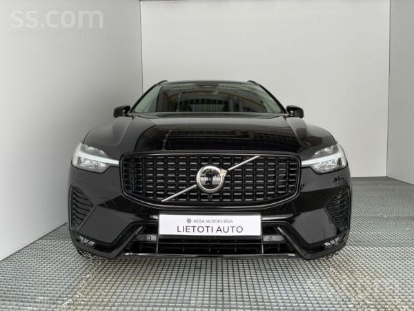 Black Volvo XC60 2023 in Riga, with an engine capacity of 2.00 L and mileage of 139 thousand km for 37490 €, photo 2 on AUTOMOTO.COM.LV