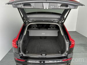 Melns Volvo XC60 2023 Rīga, ar dzinēja tilpumu 2.00 L un nobraukumu 139 tūkst. km par 37490 €, foto 6 vietnē AUTOMOTO.COM.LV