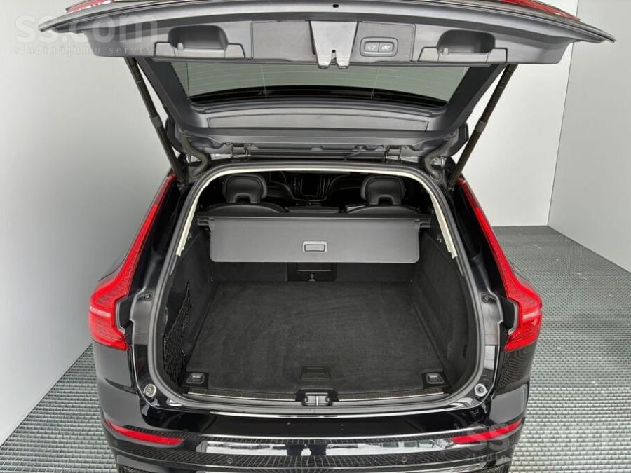 Melns Volvo XC60 2023 Rīga, ar dzinēja tilpumu 2.00 L un nobraukumu 139 tūkst. km par 37490 €, foto 6 vietnē AUTOMOTO.COM.LV
