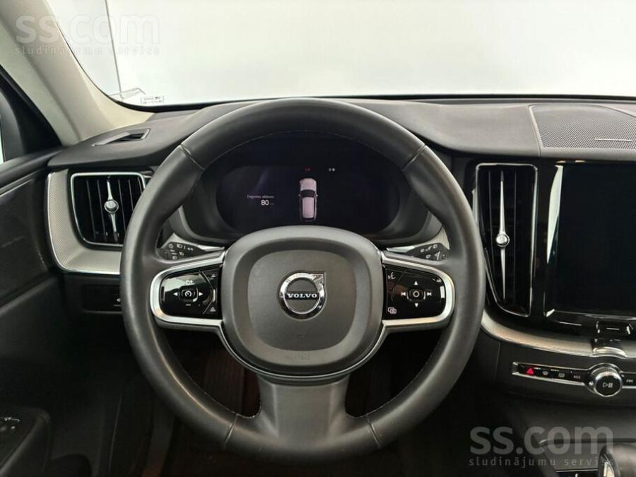 Melns Volvo XC60 2023 Rīga, ar dzinēja tilpumu 2.00 L un nobraukumu 139 tūkst. km par 37490 €, foto 10 vietnē AUTOMOTO.COM.LV