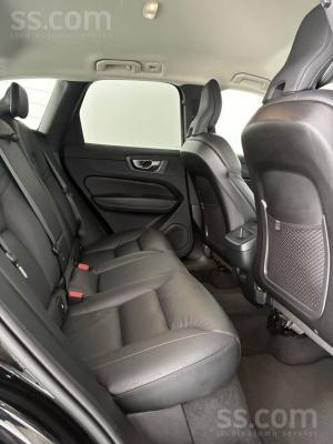 Melns Volvo XC60 2023 Rīga, ar dzinēja tilpumu 2.00 L un nobraukumu 139 tūkst. km par 37490 €, foto 16 vietnē AUTOMOTO.COM.LV