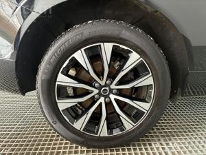 Melns Volvo XC60 2023 Rīga, ar dzinēja tilpumu 2.00 L un nobraukumu 139 tūkst. km par 37490 €, foto 18 vietnē AUTOMOTO.COM.LV