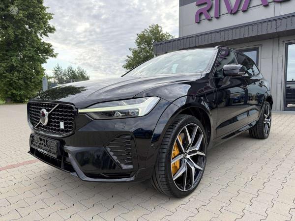 Black Volvo XC60 2023 in Siauliai, with an engine capacity of 1.97 L and mileage of 160 thousand km for 40990 €, photo 6 on AUTOMOTO.COM.LV