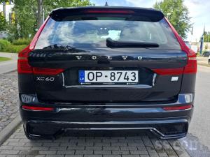 Black Volvo XC60 2023 in Riga, with an engine capacity of 2.00 L and mileage of 172 thousand km for 29990 €, photo 7 on AUTOMOTO.COM.LV