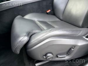Black Volvo XC60 2023 in Riga, with an engine capacity of 2.00 L and mileage of 172 thousand km for 29990 €, photo 16 on AUTOMOTO.COM.LV