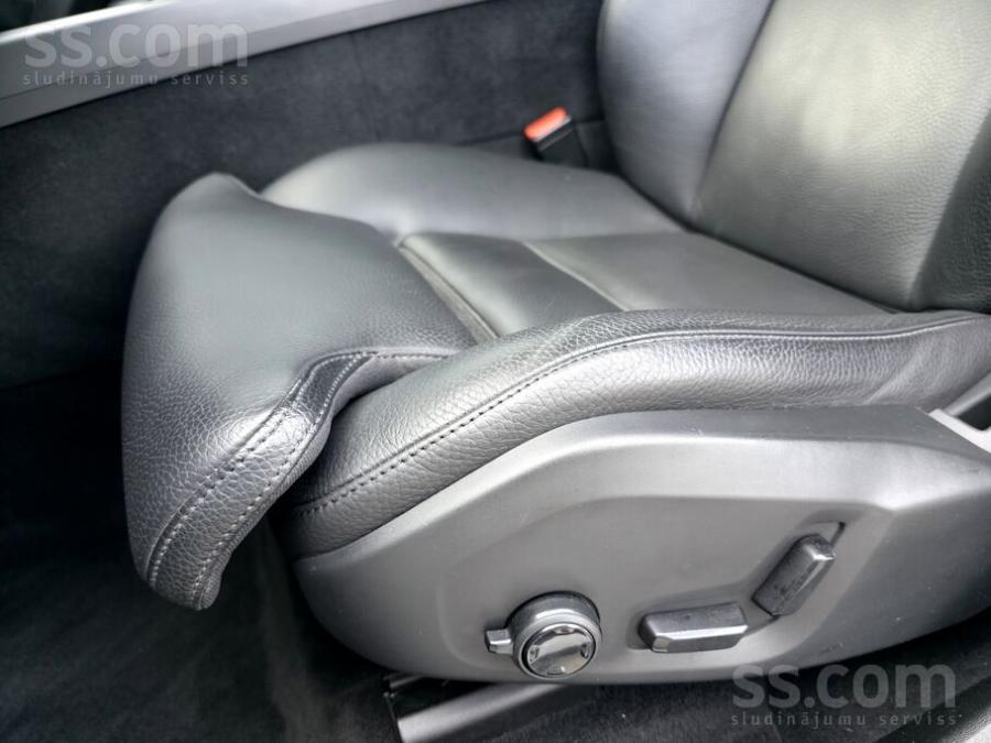 Black Volvo XC60 2023 in Riga, with an engine capacity of 2.00 L and mileage of 172 thousand km for 29990 €, photo 16 on AUTOMOTO.COM.LV