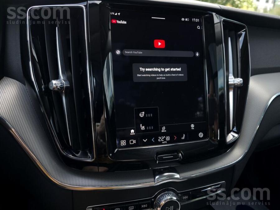 Black Volvo XC60 2023 in Riga, with an engine capacity of 2.00 L and mileage of 172 thousand km for 29990 €, photo 19 on AUTOMOTO.COM.LV