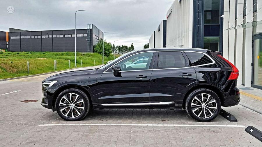 Melns Volvo XC60 2023 Viļņa, ar dzinēja tilpumu 1.97 L un nobraukumu 160 tūkst. km par 28500 €, foto 9 vietnē AUTOMOTO.COM.LV
