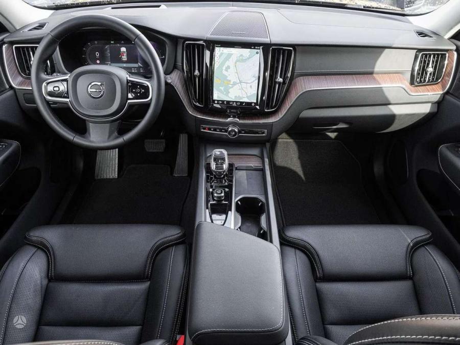 Melns Volvo XC60 2023 Viļņa, ar dzinēja tilpumu 1.97 L un nobraukumu 36 tūkst. km par 49220 €, foto 12 vietnē AUTOMOTO.COM.LV