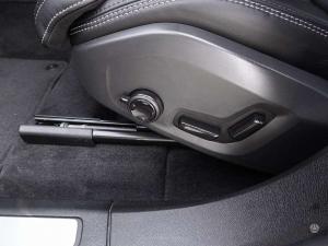 Melns Volvo XC60 2023 Viļņa, ar dzinēja tilpumu 1.97 L un nobraukumu 36 tūkst. km par 49220 €, foto 17 vietnē AUTOMOTO.COM.LV