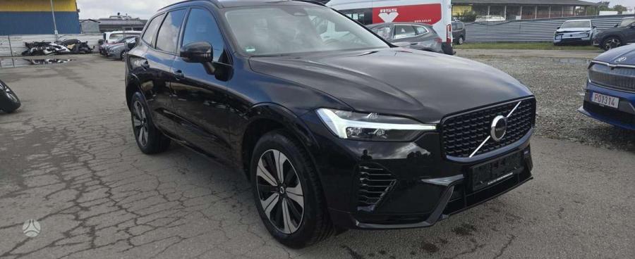 Melns Volvo XC60 2023 Šauļi, ar dzinēja tilpumu 1.97 L un nobraukumu 90 tūkst. km par 27900 €, foto 3 vietnē AUTOMOTO.COM.LV