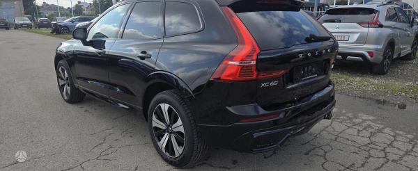 Black Volvo XC60 2023 in Siauliai, with an engine capacity of 1.97 L and mileage of 90 thousand km for 27900 €, photo 7 on AUTOMOTO.COM.LV