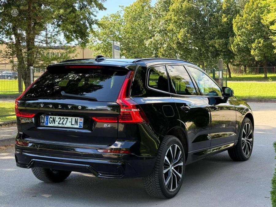Black Volvo XC60 2023 in Taurage, with an engine capacity of 1.97 L and mileage of 249 thousand km for 24500 €, photo 9 on AUTOMOTO.COM.LV