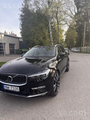 Melns Volvo XC60 2023 Jūrmala, ar dzinēja tilpumu 2.00 L un nobraukumu 83 tūkst. km par 44900 €, foto 4 vietnē AUTOMOTO.COM.LV