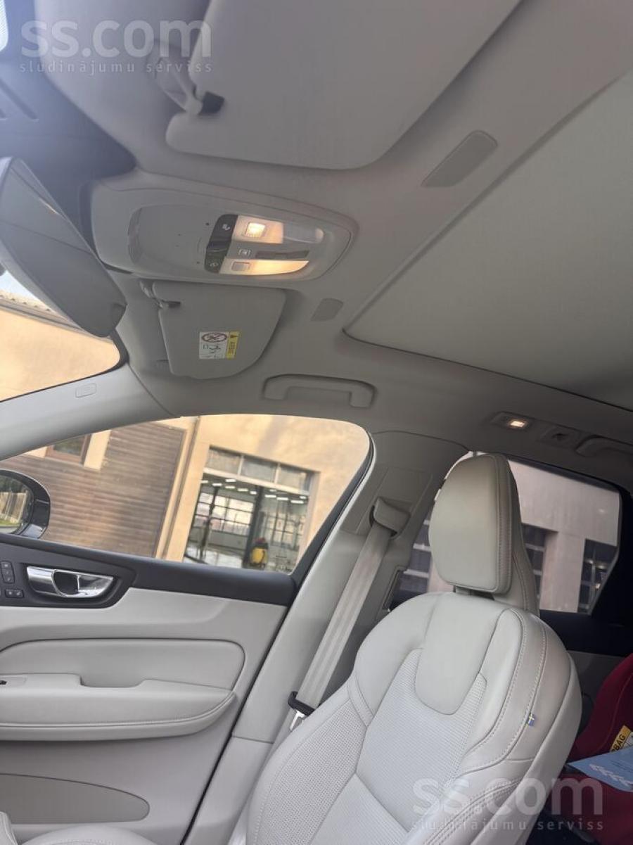 Melns Volvo XC60 2023 Jūrmala, ar dzinēja tilpumu 2.00 L un nobraukumu 83 tūkst. km par 44900 €, foto 9 vietnē AUTOMOTO.COM.LV