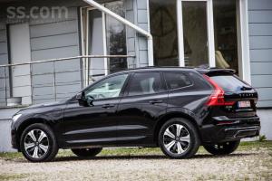 Melns Volvo XC60 2023 Tukums, ar dzinēja tilpumu 2.00 L un nobraukumu 204 tūkst. km par 26800 €, foto 4 vietnē AUTOMOTO.COM.LV