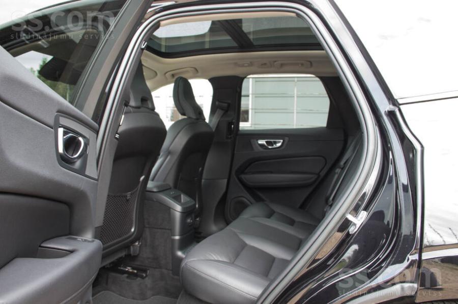 Melns Volvo XC60 2023 Tukums, ar dzinēja tilpumu 2.00 L un nobraukumu 204 tūkst. km par 26800 €, foto 13 vietnē AUTOMOTO.COM.LV