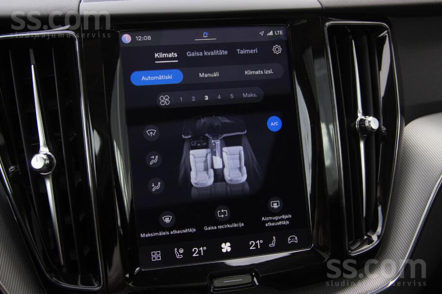 Melns Volvo XC60 2023 Tukums, ar dzinēja tilpumu 2.00 L un nobraukumu 204 tūkst. km par 26800 €, foto 24 vietnē AUTOMOTO.COM.LV