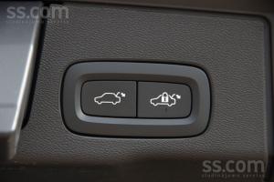 Melns Volvo XC60 2023 Tukums, ar dzinēja tilpumu 2.00 L un nobraukumu 204 tūkst. km par 26800 €, foto 33 vietnē AUTOMOTO.COM.LV