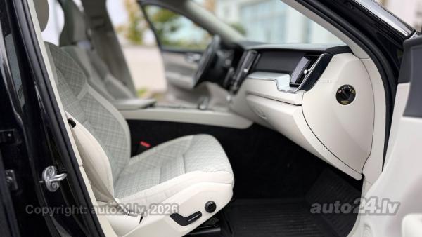 Melns Volvo XC60 2023 Hāpsalu, ar dzinēja tilpumu 2.00 L un nobraukumu 115 tūkst. km par 39800 €, foto 8 vietnē AUTOMOTO.COM.LV
