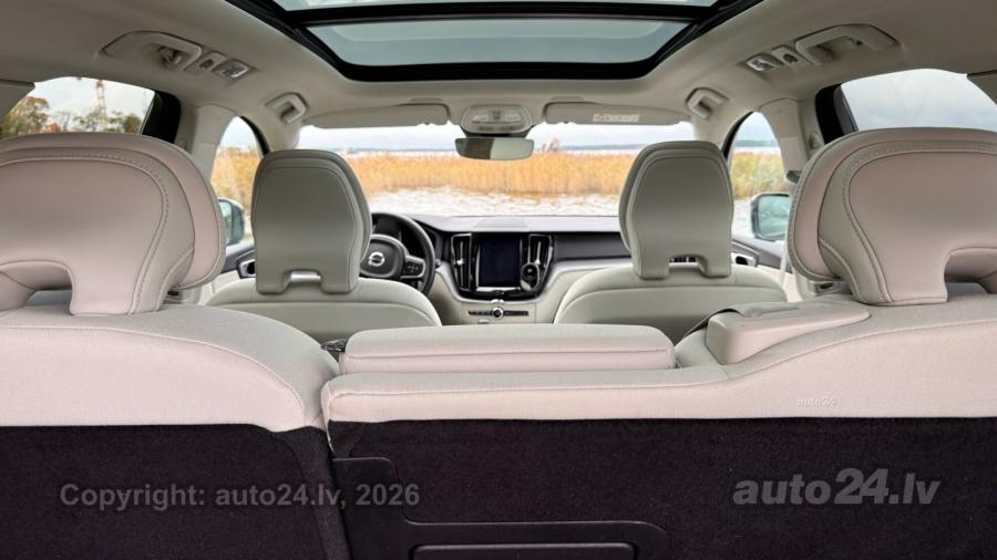 Melns Volvo XC60 2023 Hāpsalu, ar dzinēja tilpumu 2.00 L un nobraukumu 115 tūkst. km par 39800 €, foto 15 vietnē AUTOMOTO.COM.LV