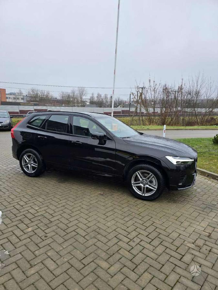 Melns Volvo XC60 2024 Kauņa, ar dzinēja tilpumu 0.00 L un nobraukumu 25 tūkst. km par 49900 €, foto 5 vietnē AUTOMOTO.COM.LV