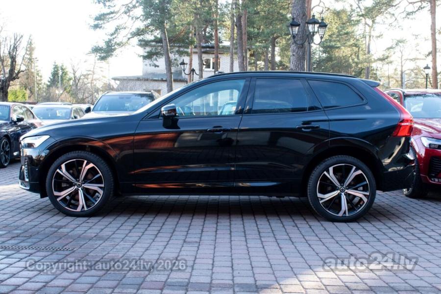 Black Volvo XC60 2024 in Tallinn, with an engine capacity of 2.00 L and mileage of 33 thousand km for 50990 €, photo 6 on AUTOMOTO.COM.LV