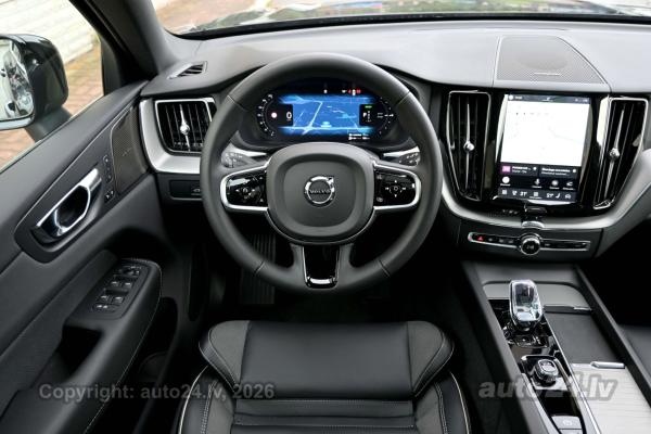 Melns Volvo XC60 2024 Tallina, ar dzinēja tilpumu 2.00 L un nobraukumu 33 tūkst. km par 52900 €, foto 8 vietnē AUTOMOTO.COM.LV