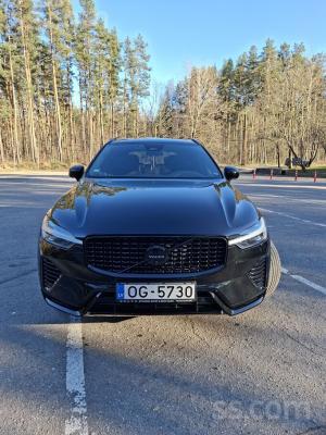 Black Volvo XC60 2024 in Riga, with an engine capacity of 2.00 L and mileage of 48 thousand km for 48000 €, photo 22 on AUTOMOTO.COM.LV