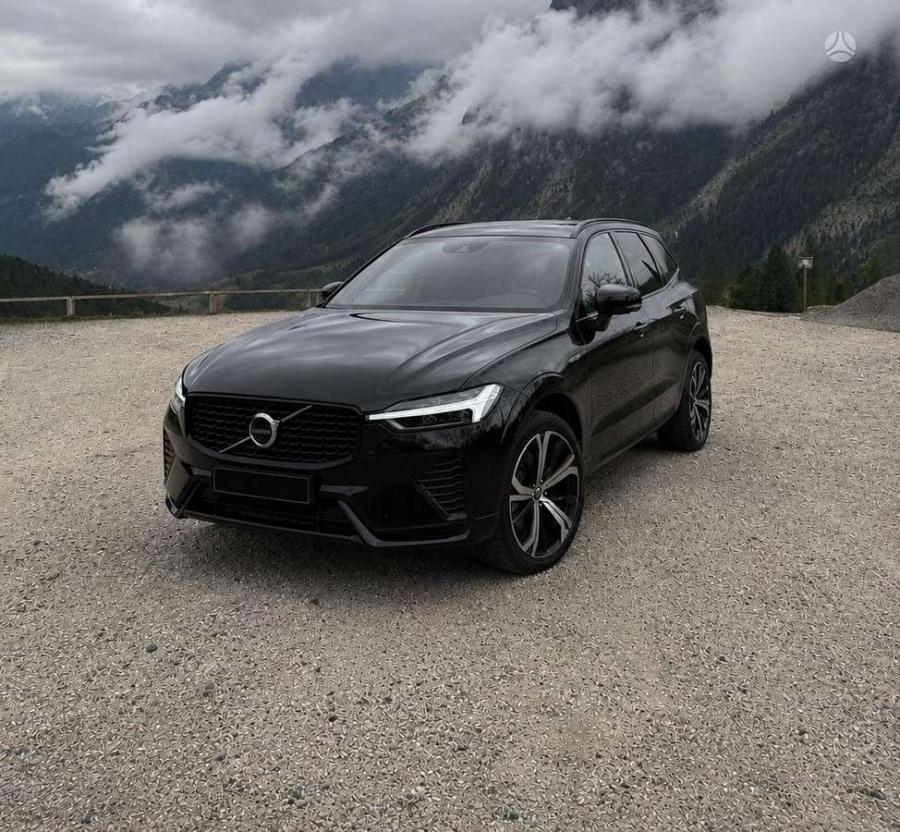 Melns Volvo XC60 2024 Raseiniai, ar dzinēja tilpumu 1.97 L un nobraukumu 47 tūkst. km par 41000 €, foto 1 vietnē AUTOMOTO.COM.LV