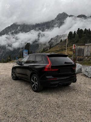 Melns Volvo XC60 2024 Raseiniai, ar dzinēja tilpumu 1.97 L un nobraukumu 47 tūkst. km par 41000 €, foto 5 vietnē AUTOMOTO.COM.LV