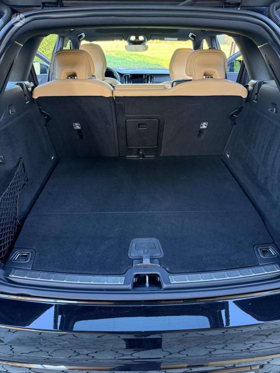 Melns Volvo XC60 2024 Raseiniai, ar dzinēja tilpumu 1.97 L un nobraukumu 47 tūkst. km par 41000 €, foto 11 vietnē AUTOMOTO.COM.LV