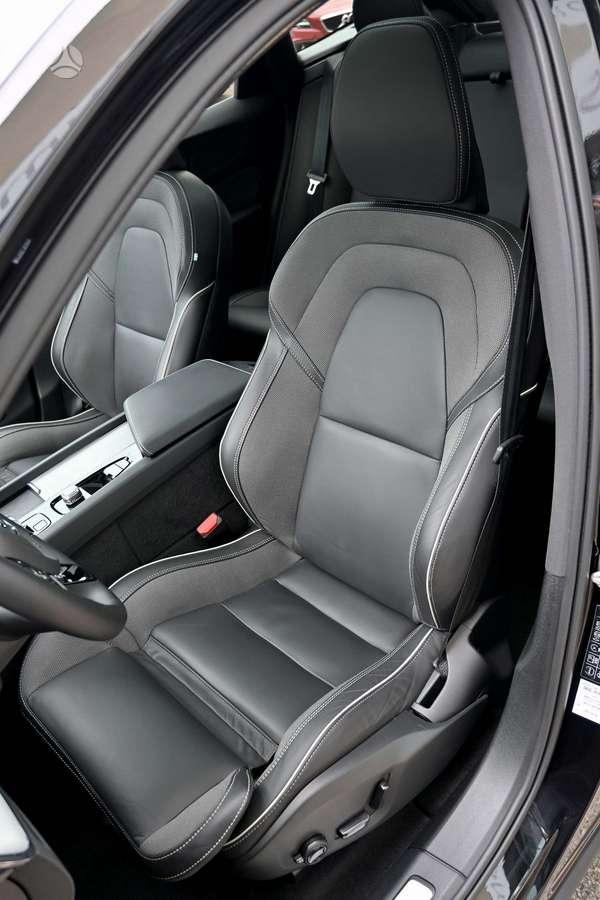 Black Volvo XC60 2024 in Tallinn, with an engine capacity of 0.00 L and mileage of 35 thousand km for 51990 €, photo 9 on AUTOMOTO.COM.LV