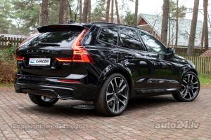 Melns Volvo XC60 2024 Tallina, ar dzinēja tilpumu 2.00 L un nobraukumu 28 tūkst. km par 56880 €, foto 3 vietnē AUTOMOTO.COM.LV